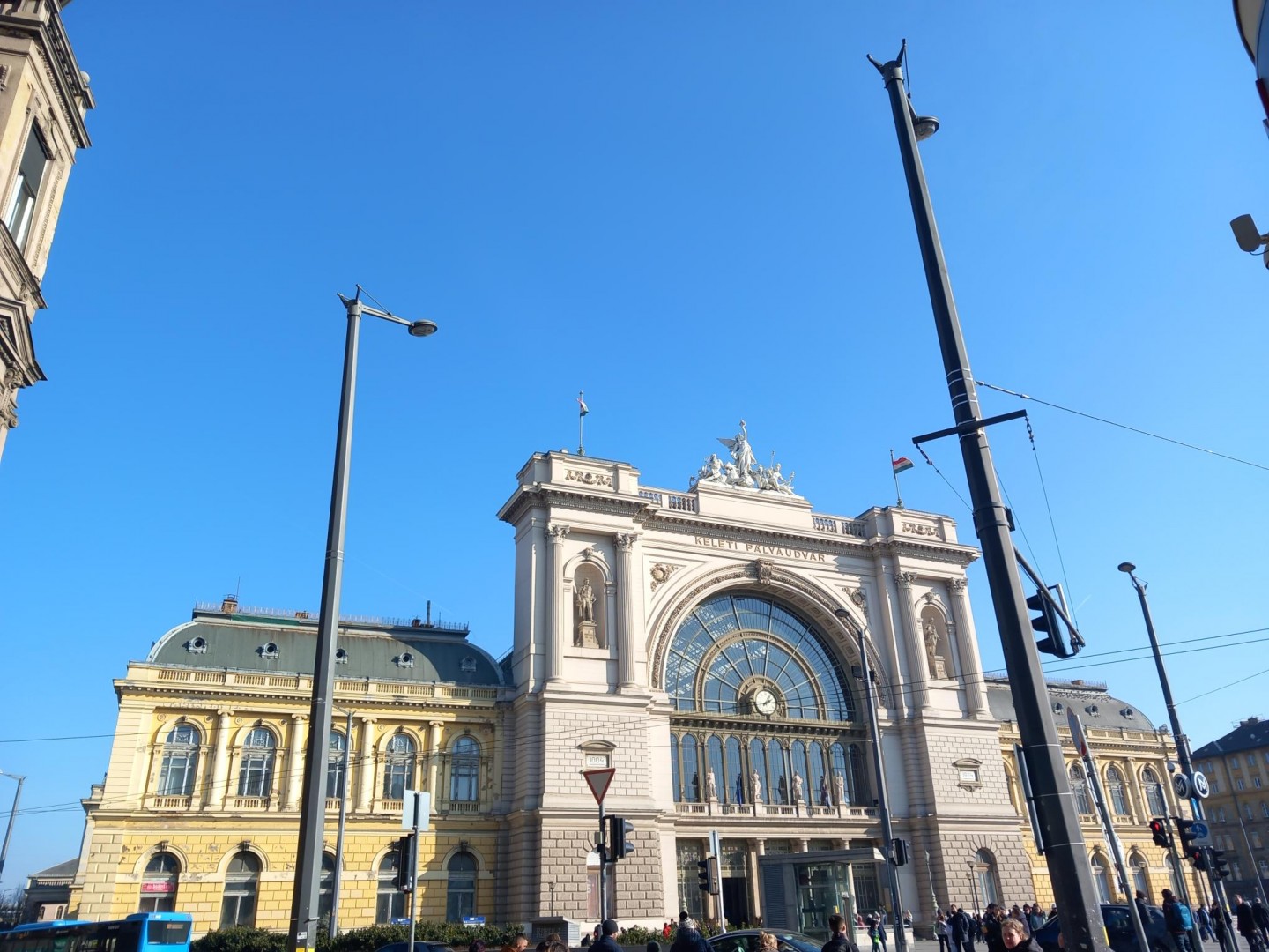 Chicago in the heart of Budapest?! Unveiling the history of a forgotten ...